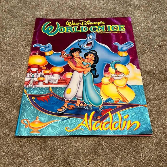 Disney | Accents | Vintage Walt Disney On Ice Aladdin Program 993 ...